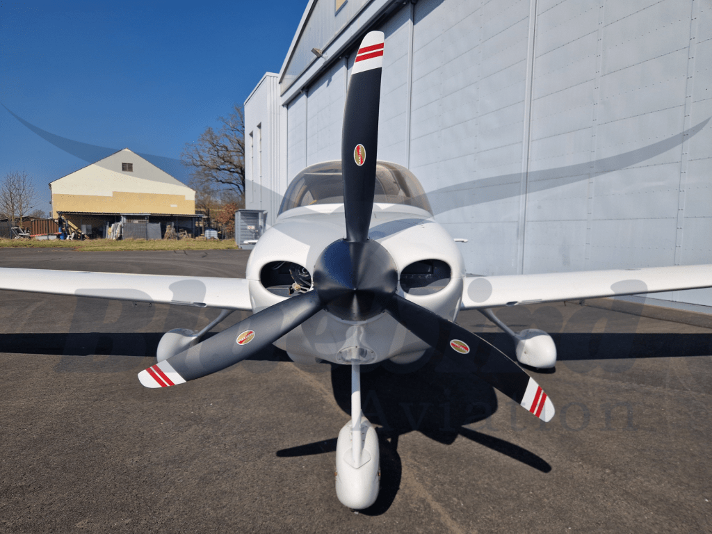 2001 Cirrus SR20 - Bluebird Aviation Services